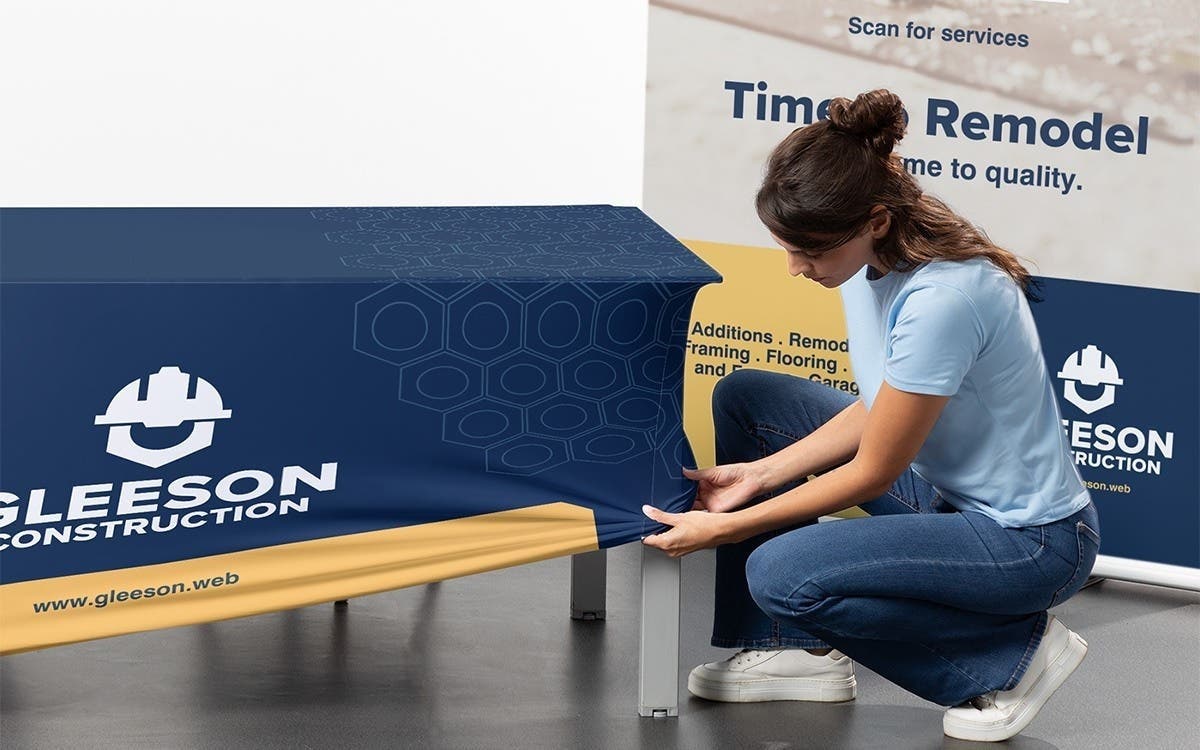 Custom Stretch Tablecloths